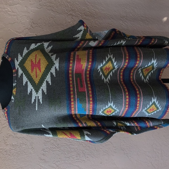 Tyche | Sweaters | Tyche Oversized Poncho Sweater Aztec Size Medium Multicolor | Poshmark
